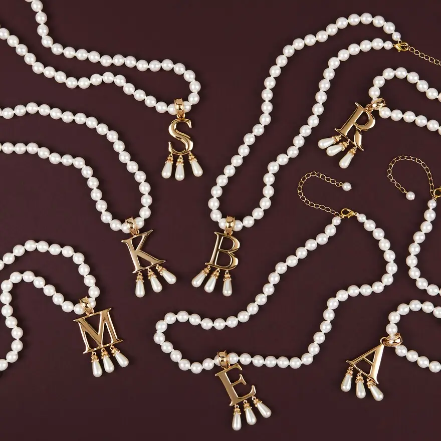 Anne Boleyn Gifts | Historic Royal Palaces Shop | Colour: Gold